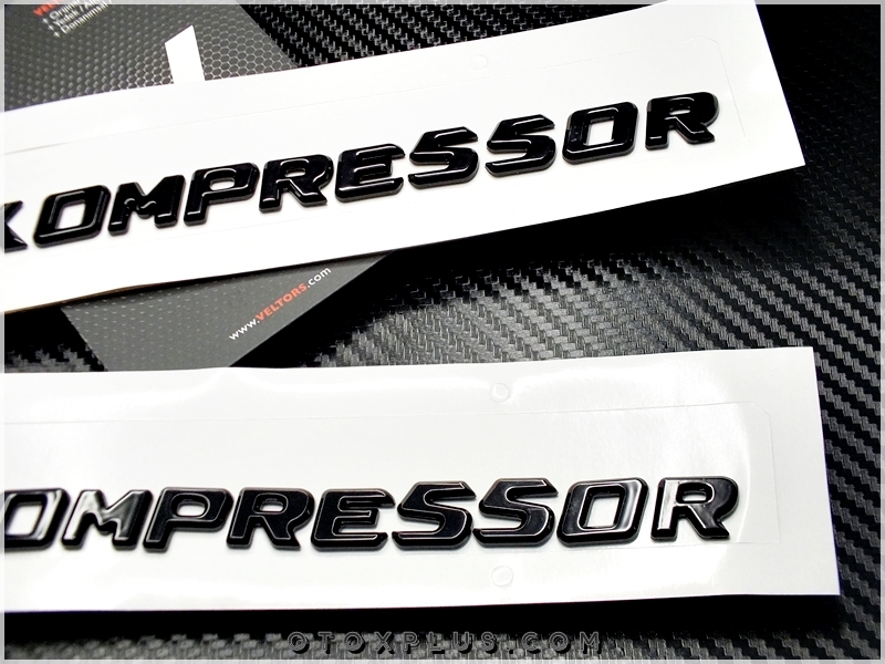 Mercedes Black / Siyah V8 Kompressor Yan Logo Amblem Seti
